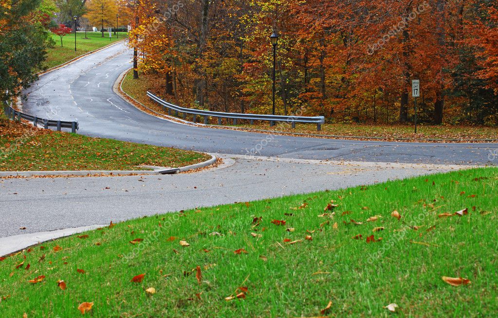 An intersecting roadway — Stock Photo © ruxpriencdiam #7685660