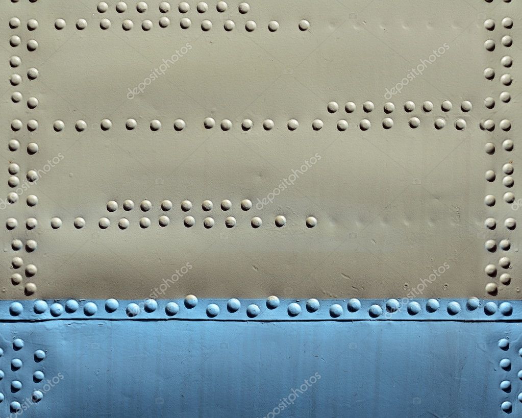 Textura metálica con remaches — Foto de stock #7402258 © Ensuper