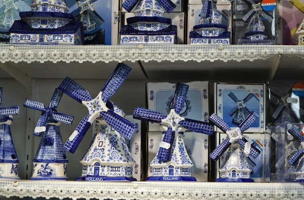 Stands de souvenirs Stock Photos, Royalty Free Stands de souvenirs ...